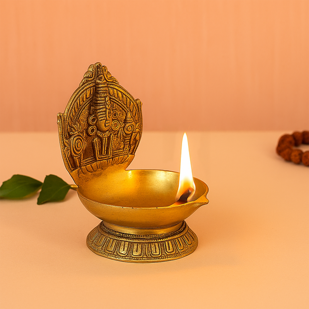 Brass Perumal Face Diya-Big (Pital Vishnu Mukh Deepak / Tirupati Balaj ...